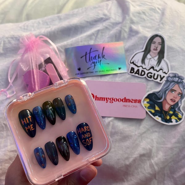 Custom Eilish Nails (HMHAS) - Etsy