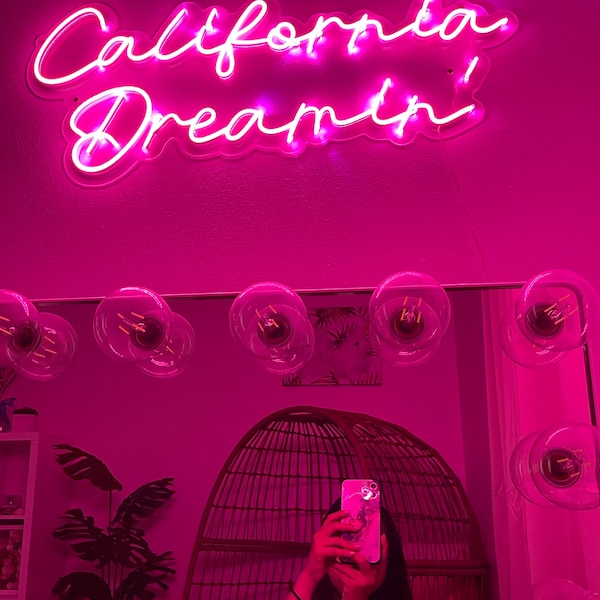 California Dreamin' Neon Sign Light Office Living Room Interior Design ...