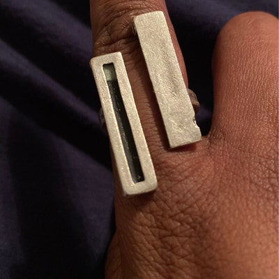 Silver Two Vertical PARALLEL LINES Ring, Unique Hammered Abstract Ring ...