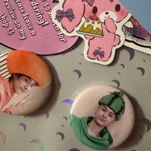 Le Sserafim I Love My Girlfriend Buttons - Etsy