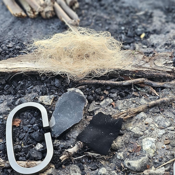 English Flint and Steel Fire Starter Kit With Tinder Box and Many More ...