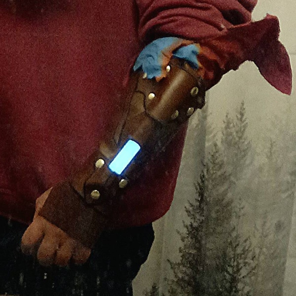 Elven Bracer Fencer Style - Etsy
