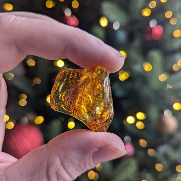 Tumbled Stone of Genuine Baltic Amber / 1 Piece Average Weight 2g to 3g ...