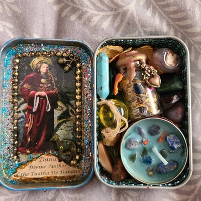 Catholic Pocket Shrine Dedicated to the Mother of God, the Virgin Mary ...
