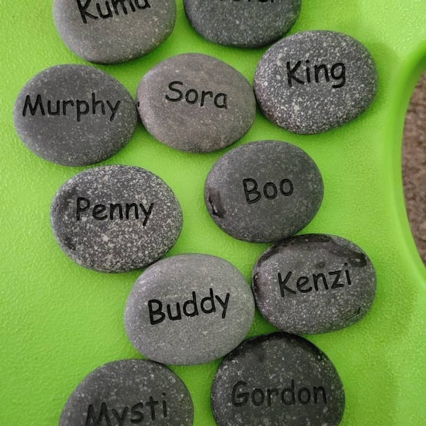 Name Stones in Gray With Black, Great Family Gifts. Custom Engraved ...