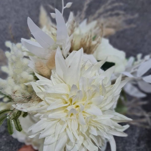 Buttonhole Corsage for Mother of Bride or Ladies in Wedding Party - Etsy UK