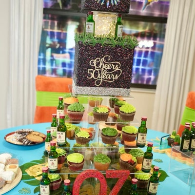 Multi Tier Acrylic Square Cake Stand for Weddings & Celebrations ...