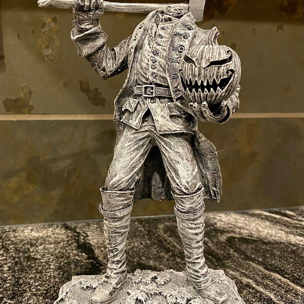 Headless Horseman Statue, Hand Painted Resin Sculpture | Gothic Legend ...