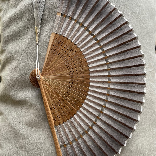 Beautiful Elegant Withe Folding Fan,parents Gift,house Decoration - Etsy