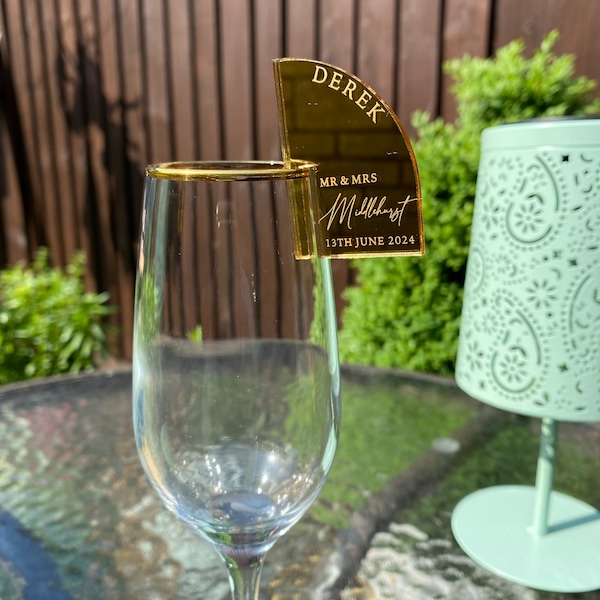 Wedding Favour Name Tags Wine Charm Wedding Table Decor Cocktail ...