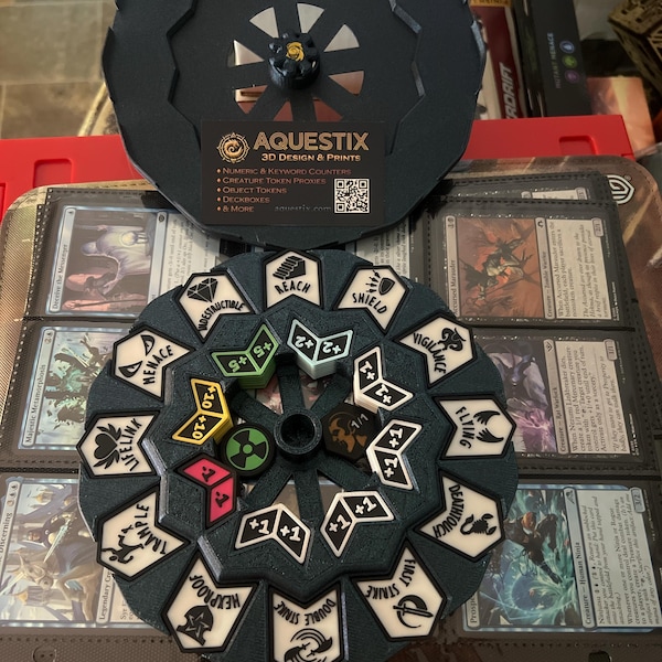 Sliver / Eldrazi Themed Commander Deckbox With Toploader for MTG (magic ...