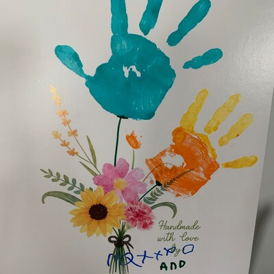 Happy Birthday Handprint Art Gift Keepsake Balloons Bouquet Craft DIY ...