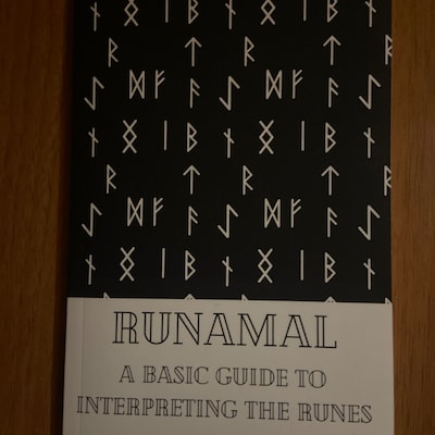 Hand Turned Alder Box of 24 Wood Runes Round Small Mini Rune Set Raw ...