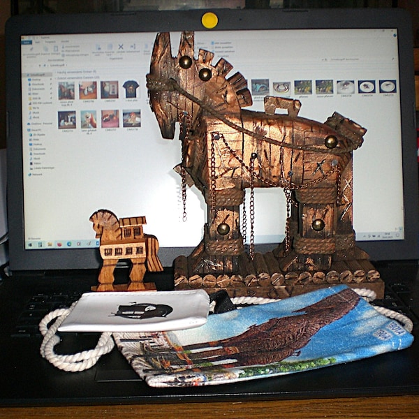 Troy Keychain.trojan Seal - Etsy