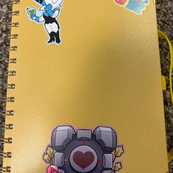 Loot Hoarding Bug YIPPIE 3 Inch Glossy Vinyl Sticker (lethal Company ...