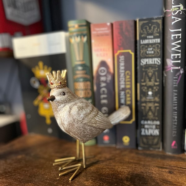 1 Sparrow Queen or King, Silver Grey Resin Bird With Crown, Great All ...