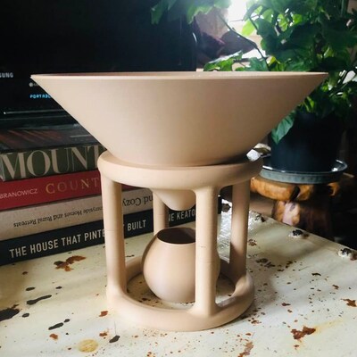 The FUNNEL Planter With Stand and Water Catch for Indoor House Plants ...
