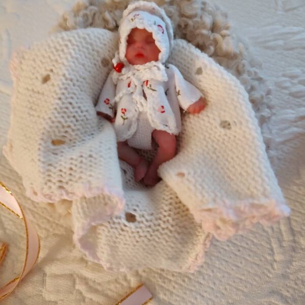 Mini Silicone Baby Doll 3 Inch Full Body Evie 8cm, Painted, Close Eyes ...