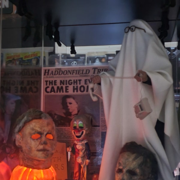 Critters Horror Movie Prop Hand Puppet / Halloween Display - Etsy