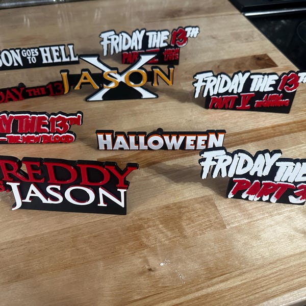 HALLOWEEN 7 H20 MASK STAND - Etsy