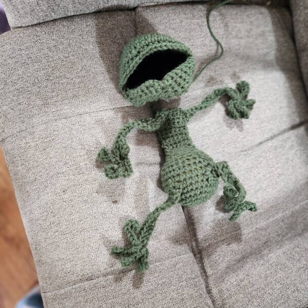 The Original Squashed Frog Door Stopper Amigurumi Instant Download PDF ...