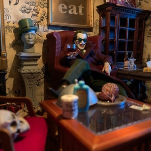 Statue Pedestal Base With 2 Statue Head. - Etsy