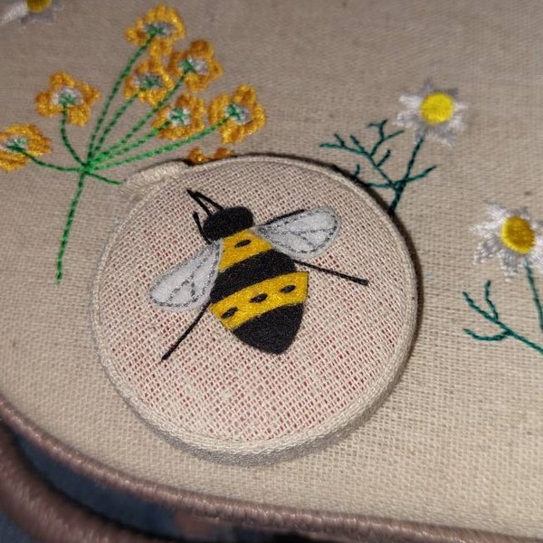 BEE TAPE MEASURE Cute Handbag Size Tape Measure - Etsy