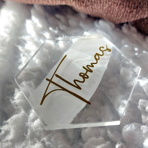7.4cm Colour Acrylic Wedding Name Card, Circle Style, Colour Acrylic ...