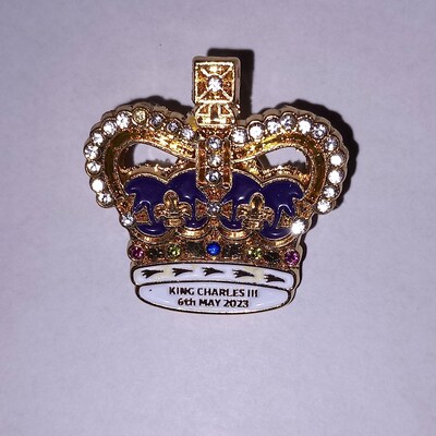 Crown Pin Badge Gold Plated 3D Crown Pin Badge High Quality Royal ...