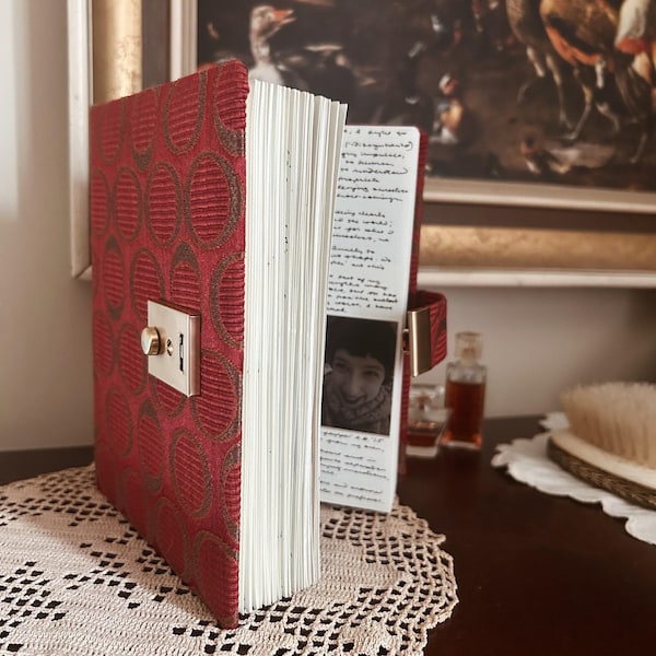 Anne Frank Set: Diary and Mini Photo Album in Red and Beige Checked ...