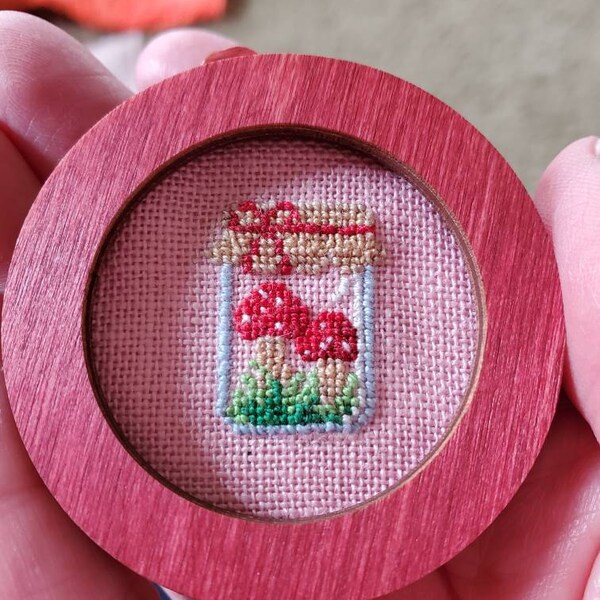 Mini Embroidery Frame | Embroidery Keychain, Mini Hoop, Mini Frame ...