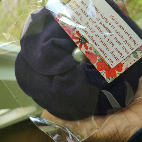 African Violet Corsage// DST African Violet Flower Pin//purple Flower ...