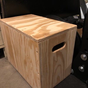 20 X 16 X 12 Box, Super Sturdy Crossfit Box, WOD Box, Plyo Box ...