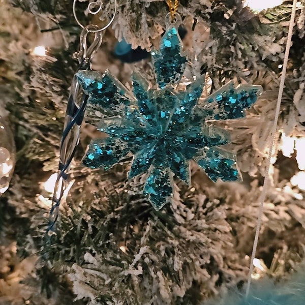Snowflake Christmas Ornament Ice Blue Resin With Holographic Sparkle - Etsy