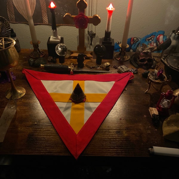 The Pillars (mini Version). Representation of the Columns of the Temple ...