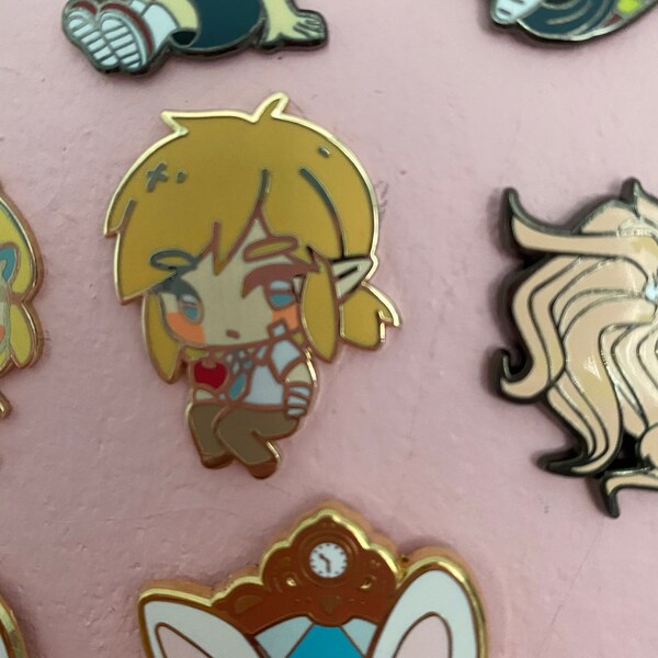 BOTW School Days Zelda & Link Hard Enamel Pins / Legend of Zelda ...