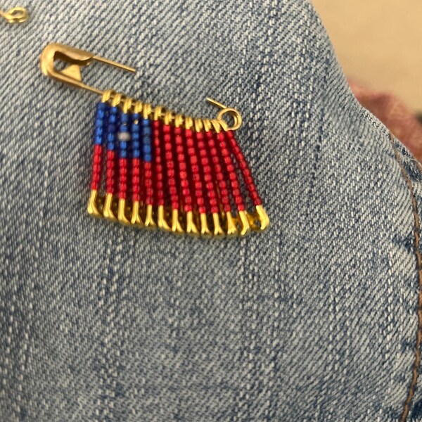 Puerto Rico Flag Beaded Pin: Handmade Safety Pin Brooch - Etsy