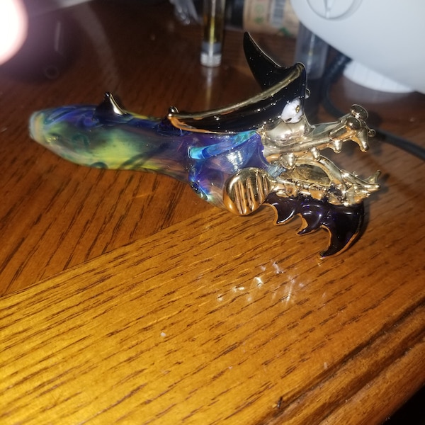 Hand Blown Glass Dragon Head Pipe. - Etsy
