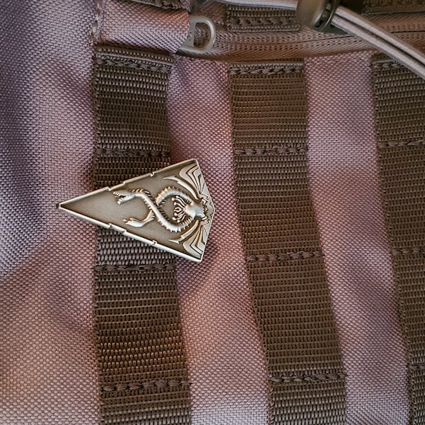 Chimera Thrawn Emblem Pin - Etsy