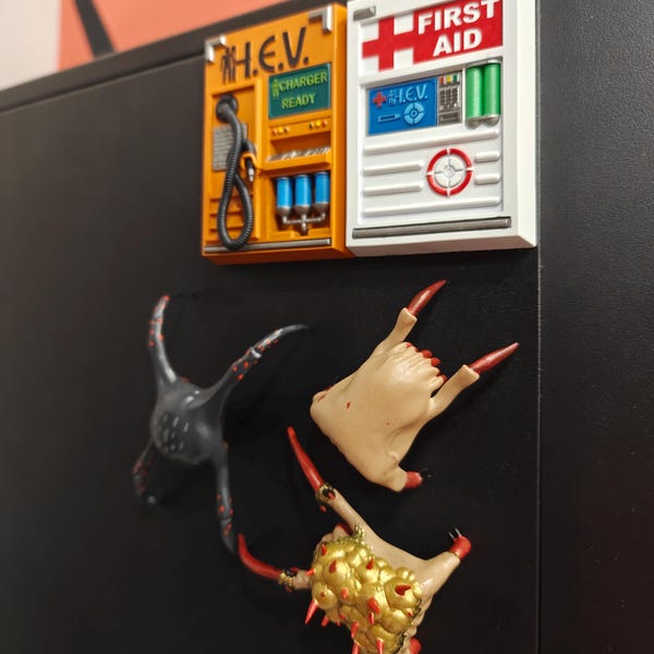 Half Life 2 Health Kit / Medkit. Refrigerator Magnet. - Etsy