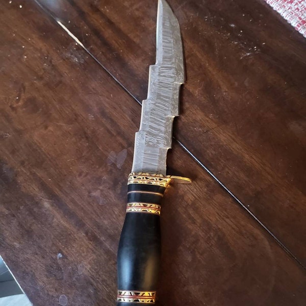 DAMASCUS HUNTING KNIFE, Custom Damascus Knife, Hand Forged, Damascus ...