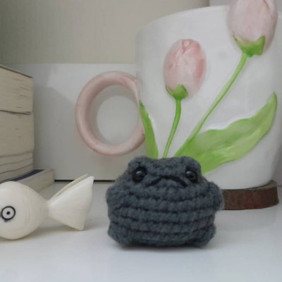 Ted the Thick Toad, Free NO-SEW Crochet Amigurumi PDF Pattern, Small ...