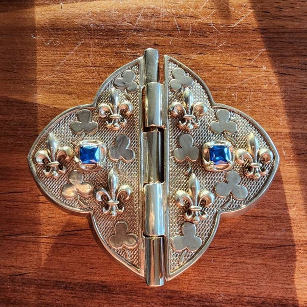 Georgian Era Engagement Ring With the Hands Holding the Flower, "forget ...