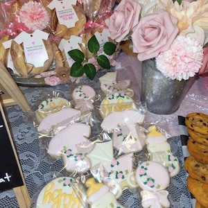 Kate Spade Monogram Cookies Party Favors - Etsy