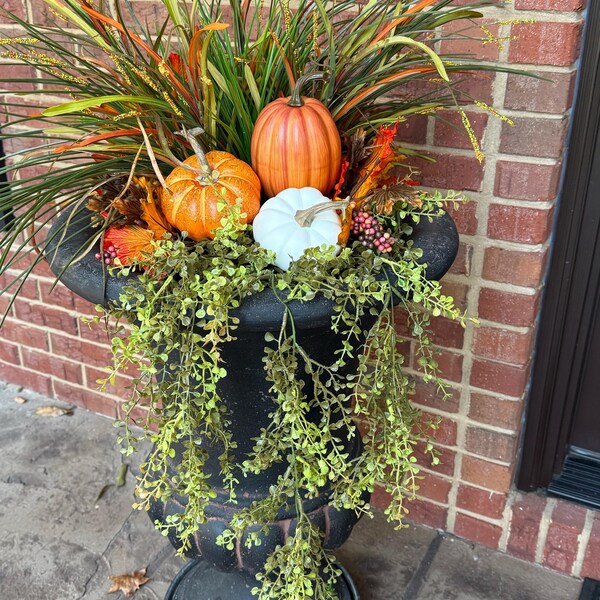 Christmas Swag, Teardrop Swag, Christmas Decor, Candy Cane Swag, Front ...