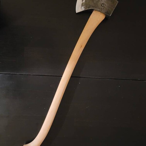PRE-ORDER** the Voicesofjake Designed Spear Point Splitting Axe! - Etsy