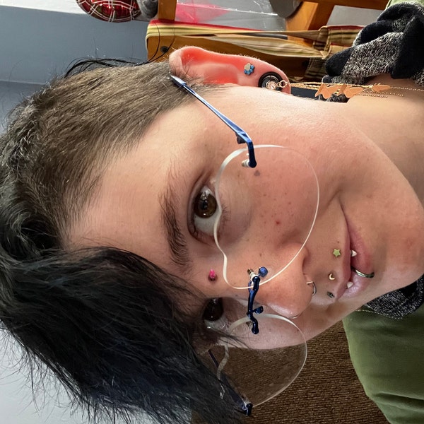 Stylish Ear Gauges/ Round Tunnels With Double Hanging Chains Circle ...