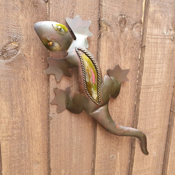 Recycled Metal Lizard Wall Hanging Decoration 31cm 12 Inches Head to ...