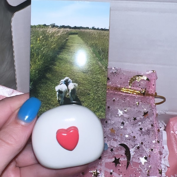 Handcrafted Photo Stand / Polaroid Photo Stand / Handshaped From Clay ...