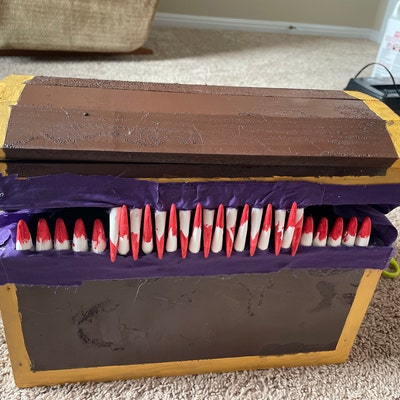 Set of Thin 2 Fangs, White or Black Resin Teeth, Sharp Monster Fangs ...